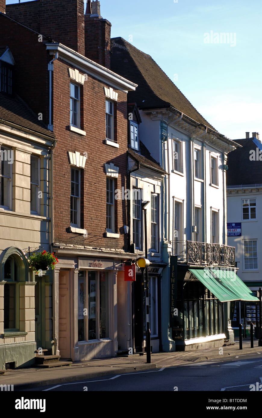 Warwick high street hi-res stock photography and images - Alamy