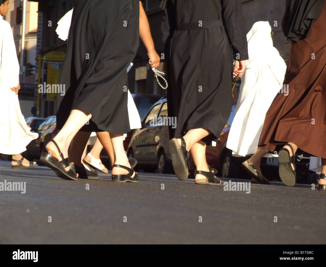 nuns at religious procession in rome italy Stock Photo - Alamy