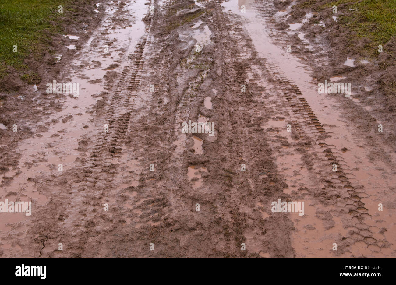 Rain Water Mud Road High Resolution Stock Photography and Images - Alamy