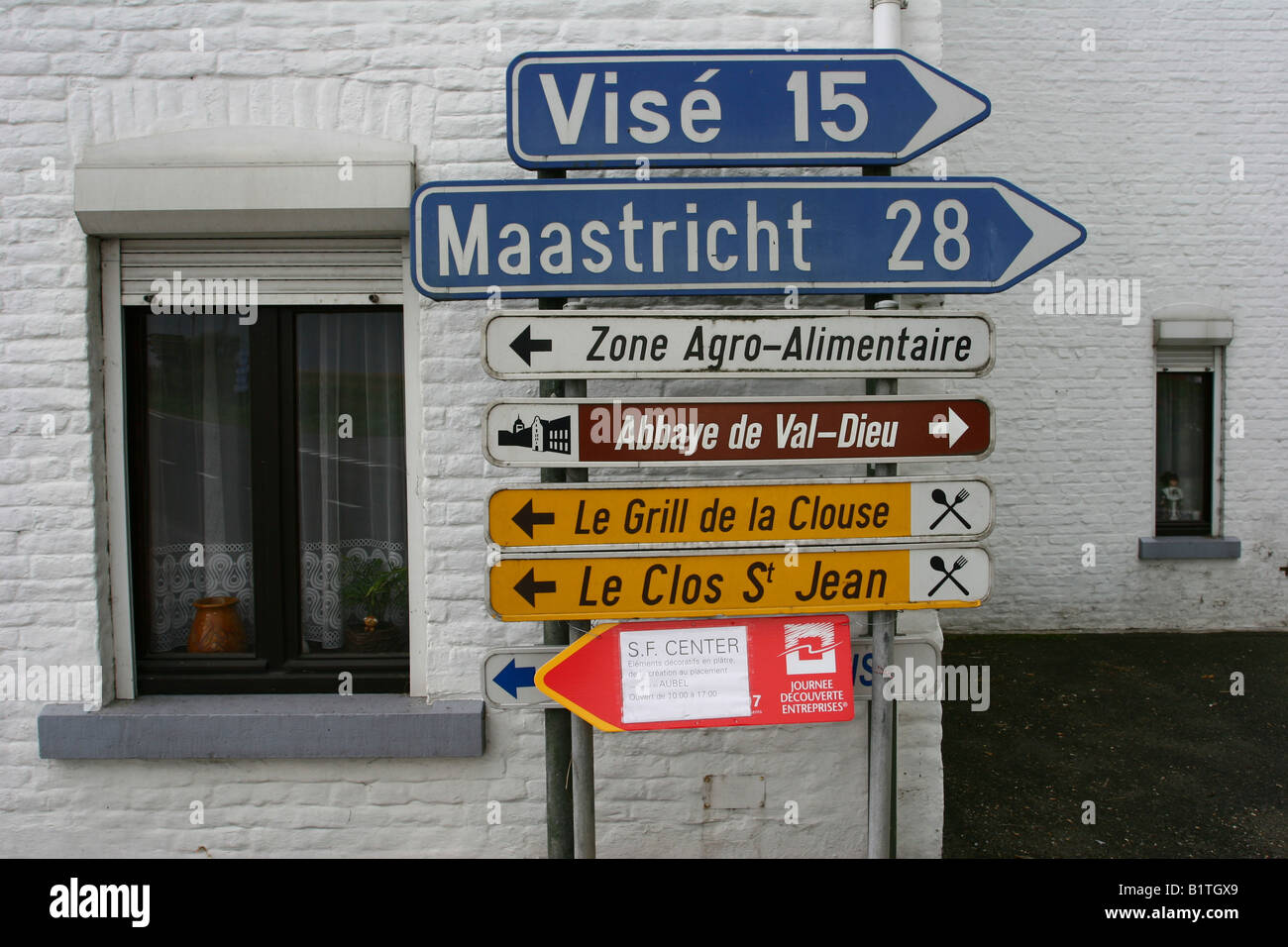 Belgium Road signs Stock Photo - Alamy