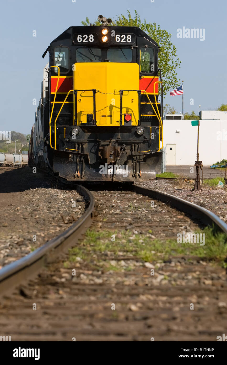 A generic train locomotive on tracks Stock Photo - Alamy