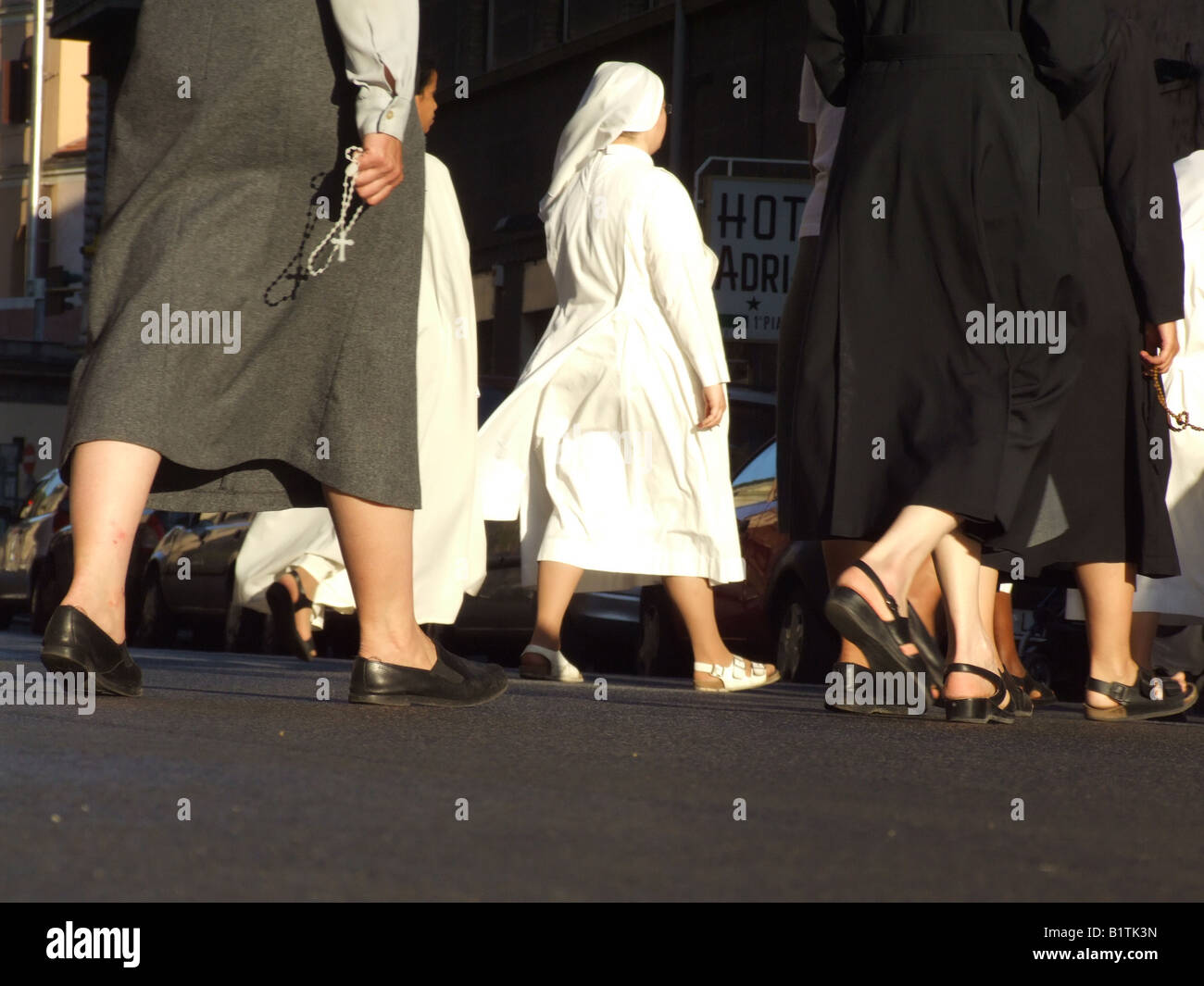 nuns at religious procession in rome italy Stock Photo - Alamy