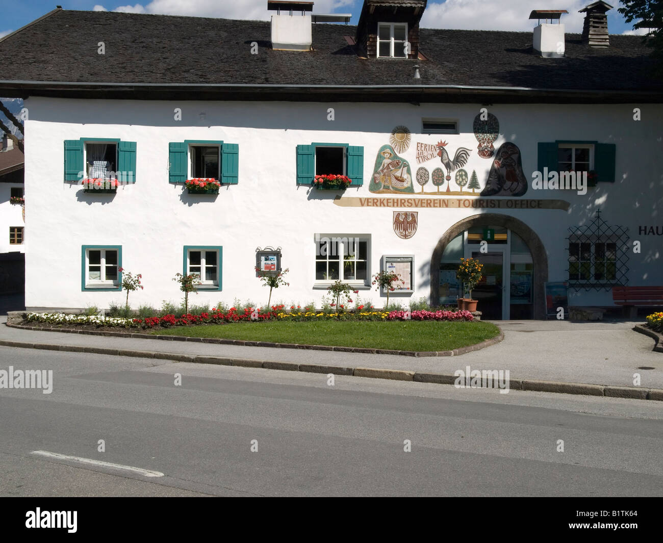 Tourist information center near hi-res stock photography and images - Alamy