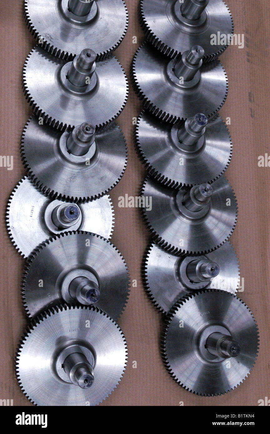 Polished gear wheels hi-res stock photography and images - Alamy
