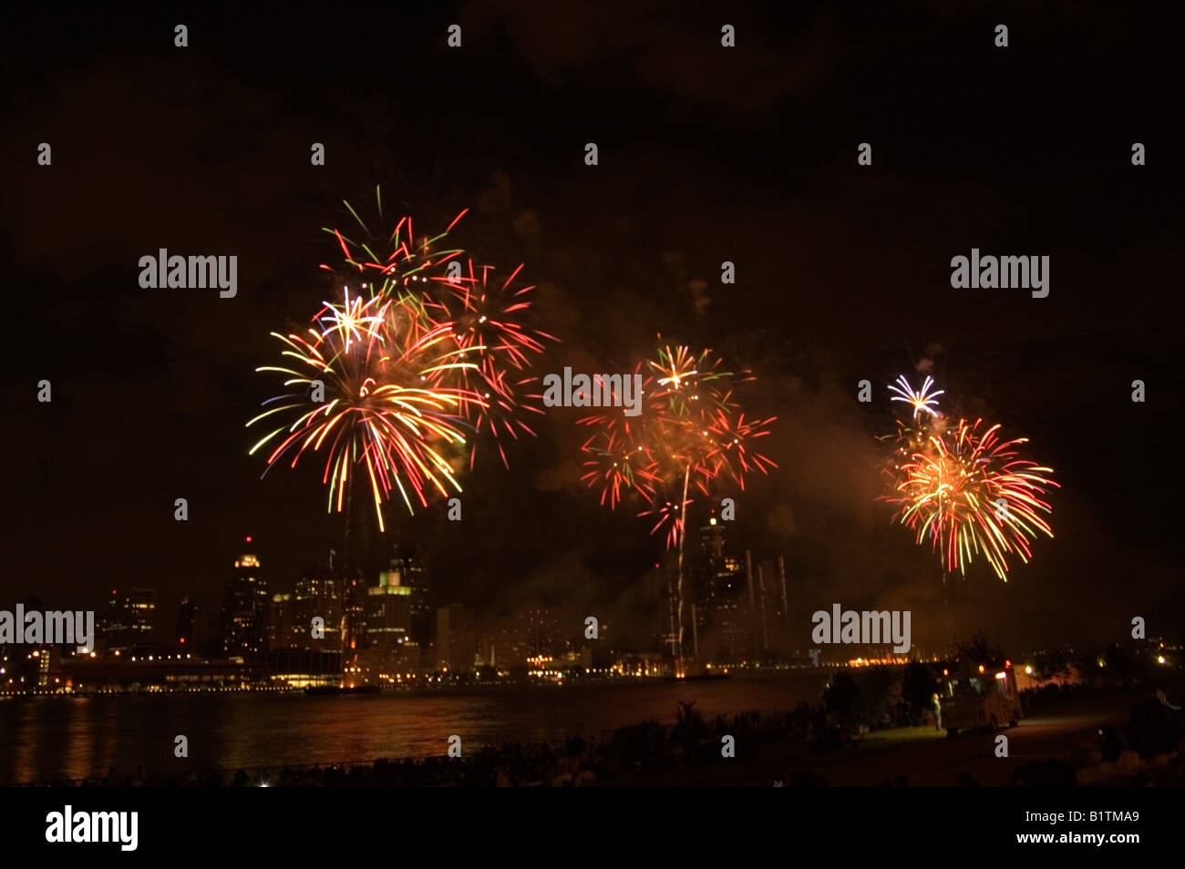 Detroit skyline fireworks hi-res stock photography and images - Alamy
