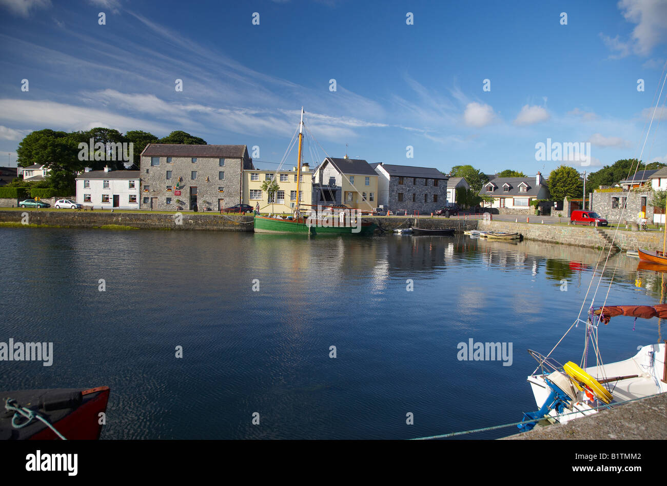 Kinvara harbour county galway ireland hi-res stock photography and ...