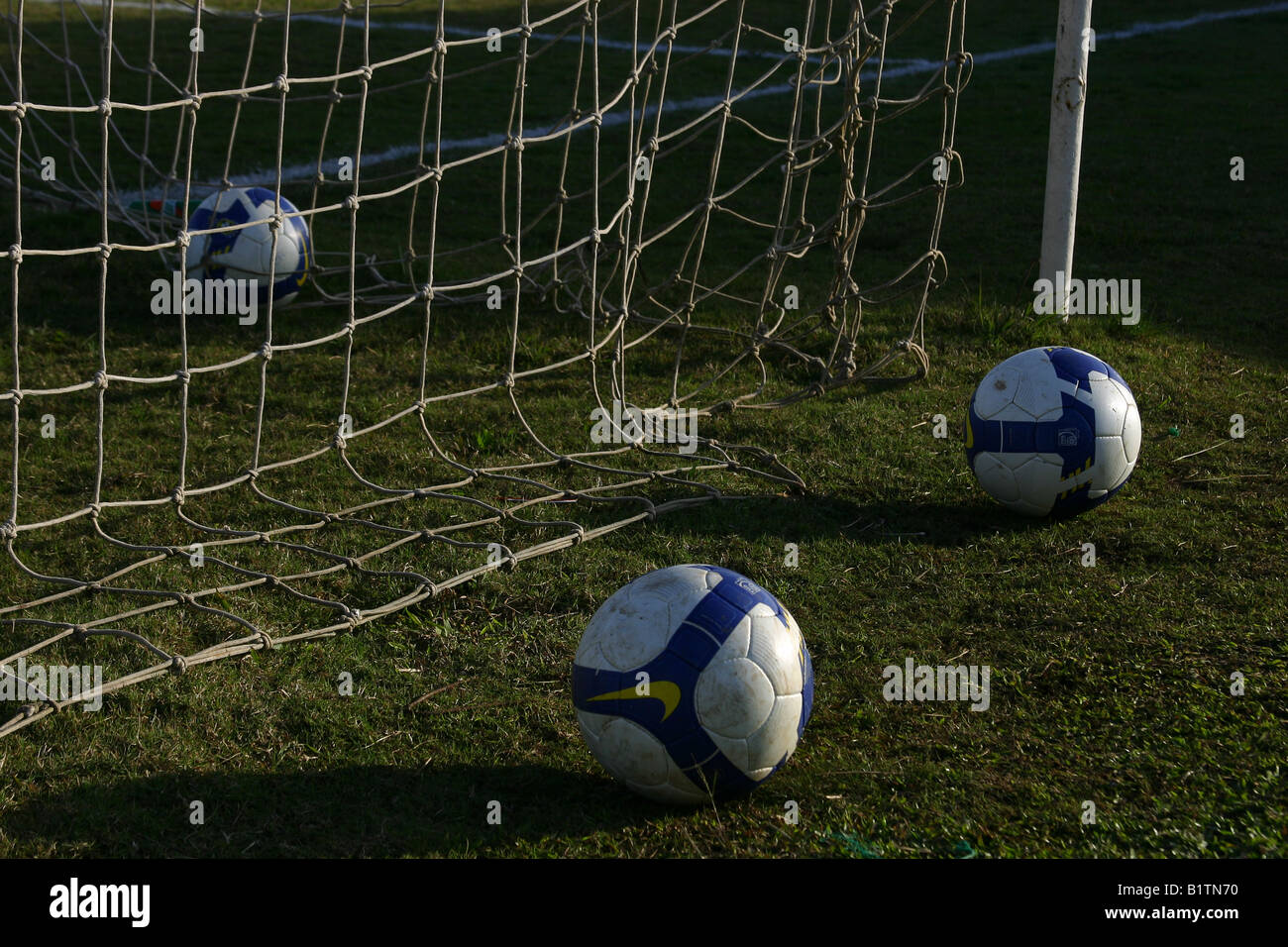 Draw football hi-res stock photography and images - Alamy