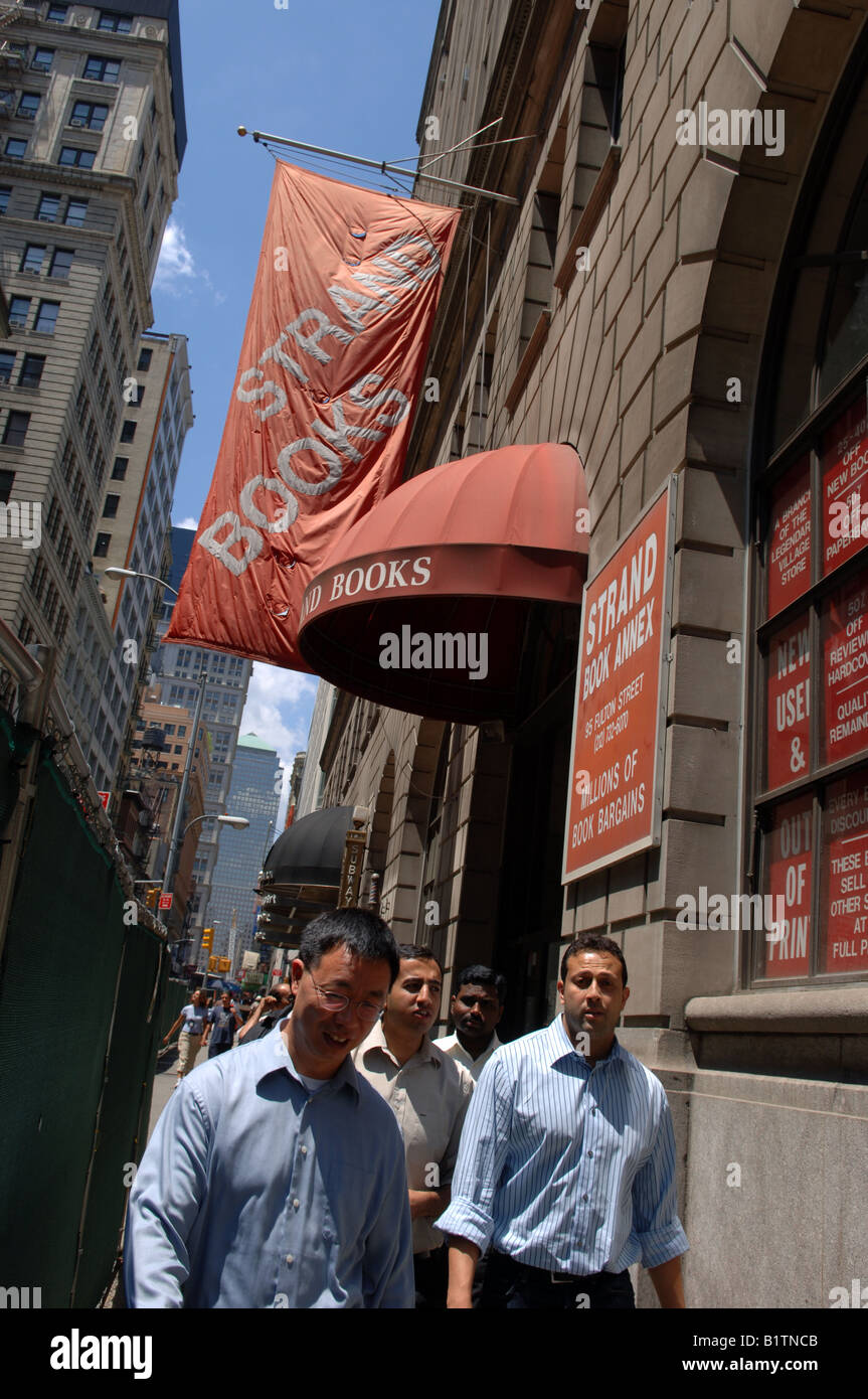 The Strand Book Annex on Fulton Street in Lower Manhattan in New York ...