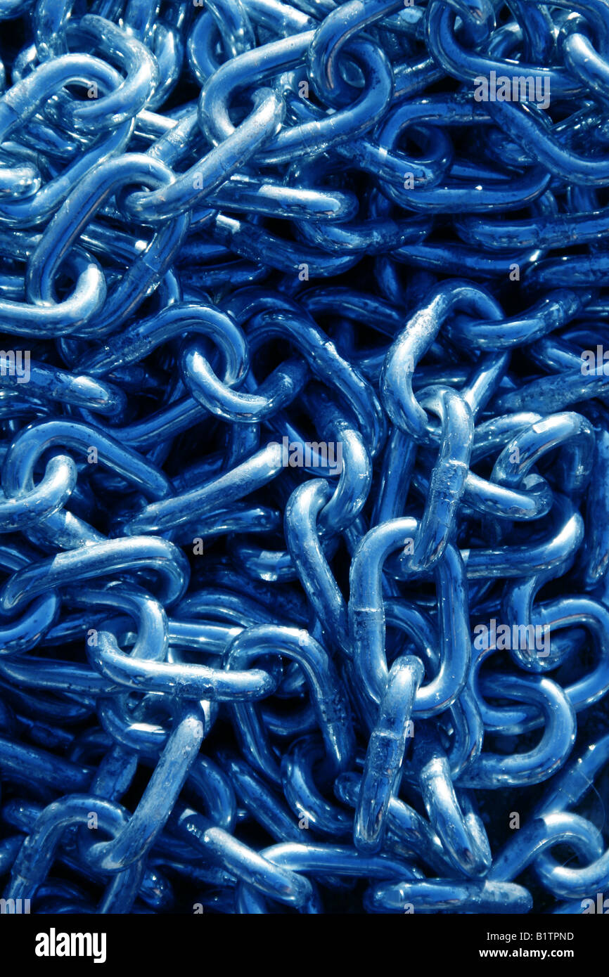 detail of many metal chain links Stock Photo - Alamy