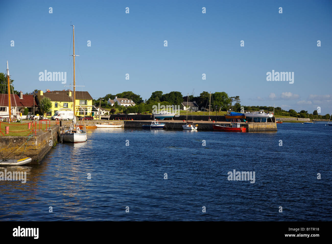 Kinvara Harbour, County Galway, Ireland Stock Photo - Alamy