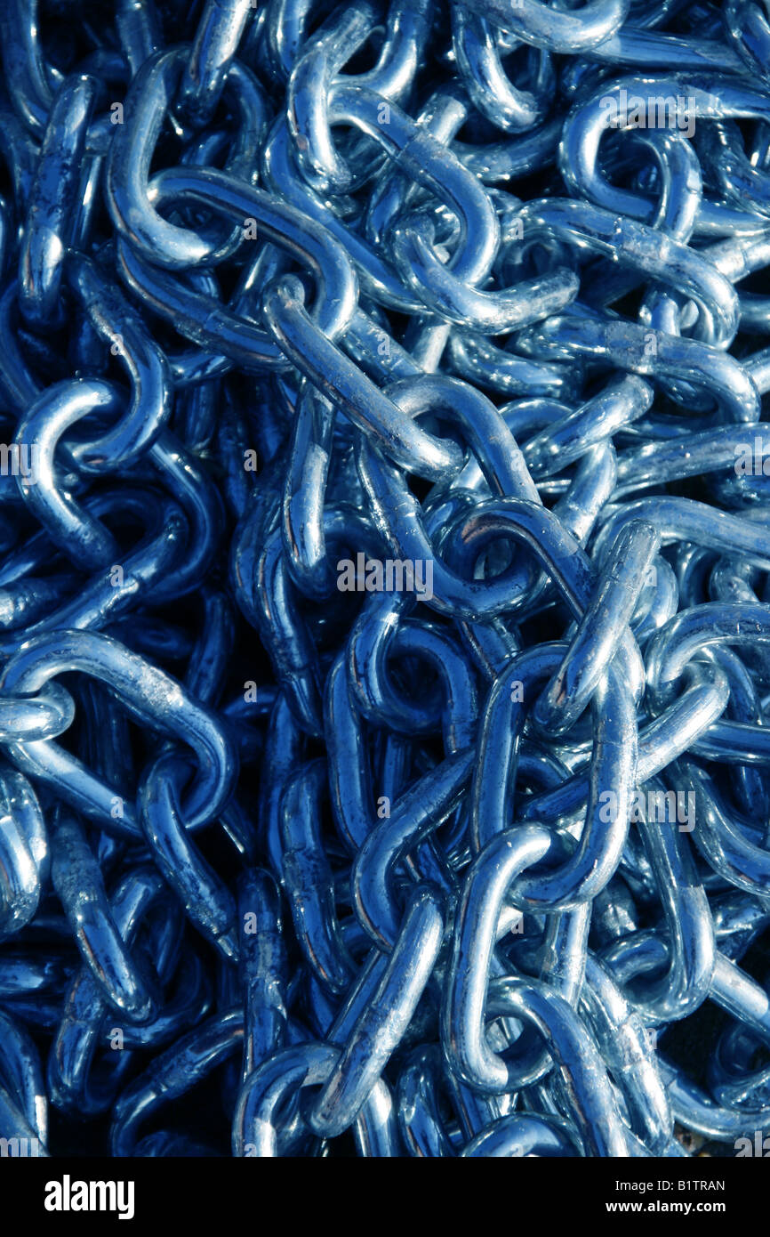 detail of many metal chain links Stock Photo - Alamy