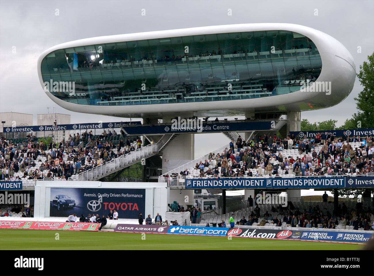 Grandstand lords cricket ground hi-res stock photography and images - Alamy