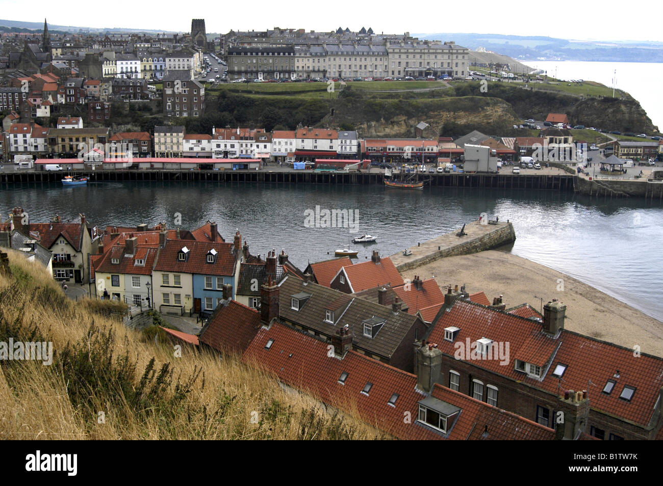 Yorkshire rooftops rooftop houses hi-res stock photography and images ...