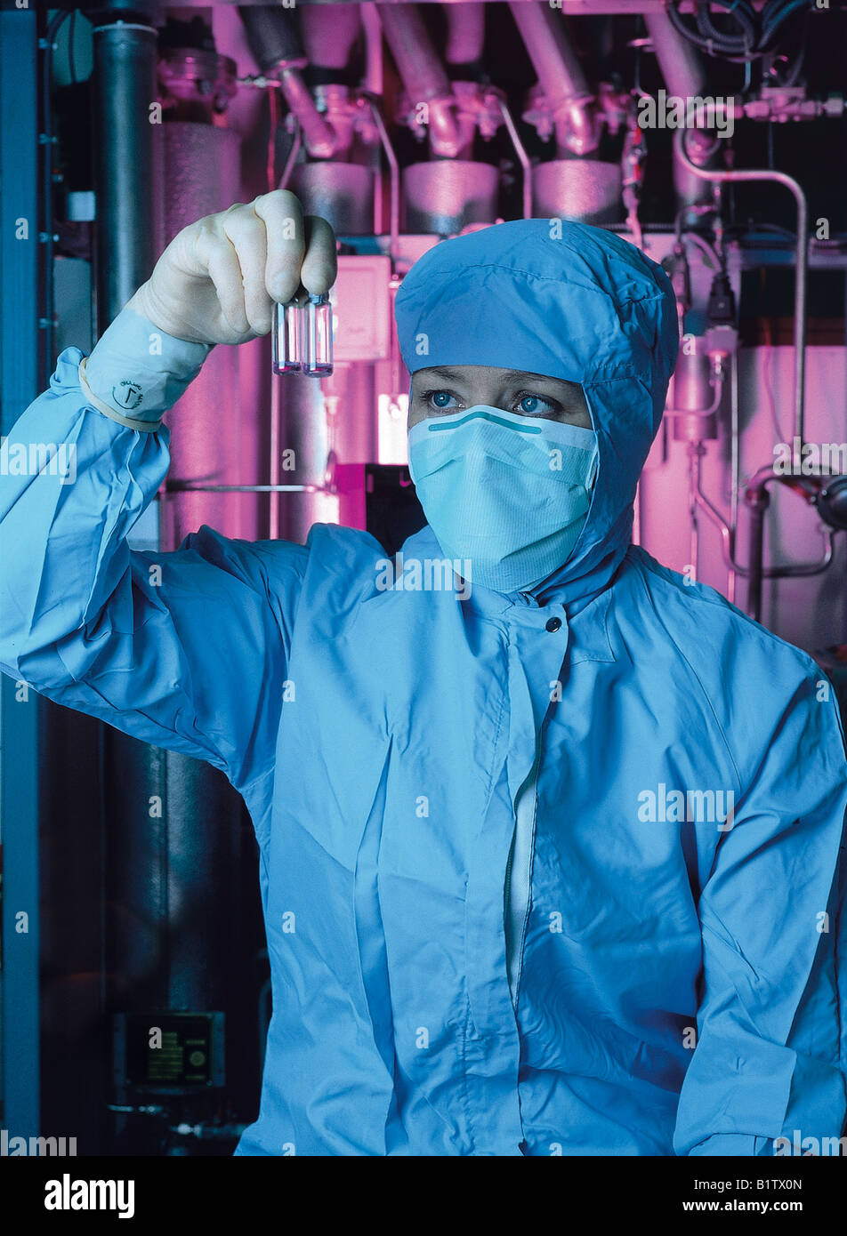 Handling samples hi-res stock photography and images - Alamy