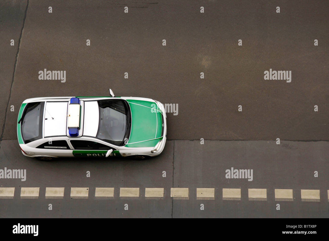 Overhead view of police car hi-res stock photography and images - Alamy