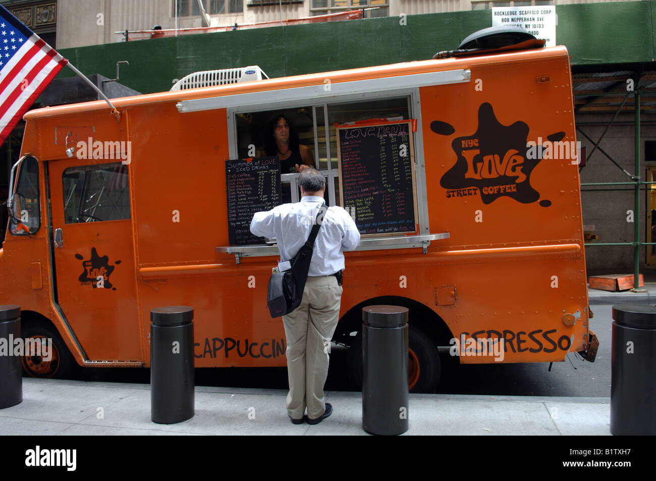 Coffee vendor hi-res stock photography and images - Alamy