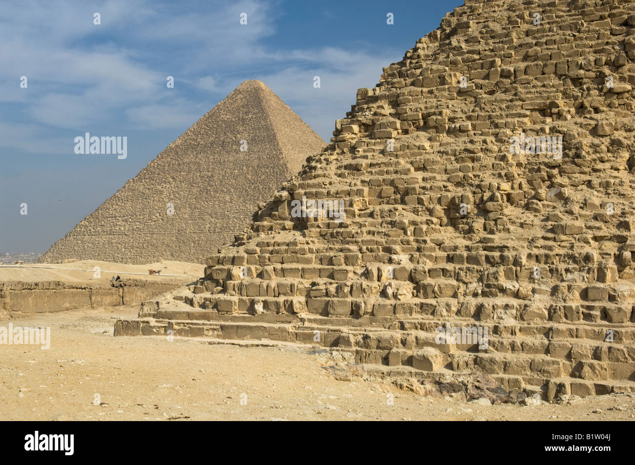 Side view of the Pyramid of Khafre and the Great Pyramid of Khufu in ...