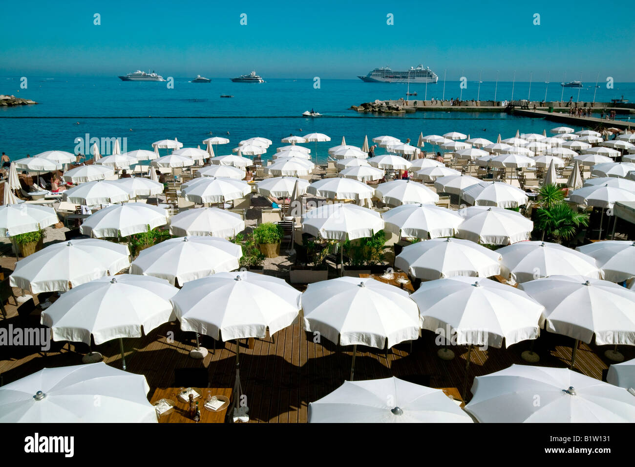 Beach monaco hi-res stock photography and images - Alamy