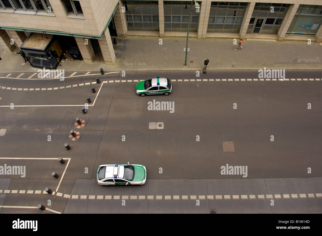 aerial view polizei police blockade checkpoint road berlin germany ...