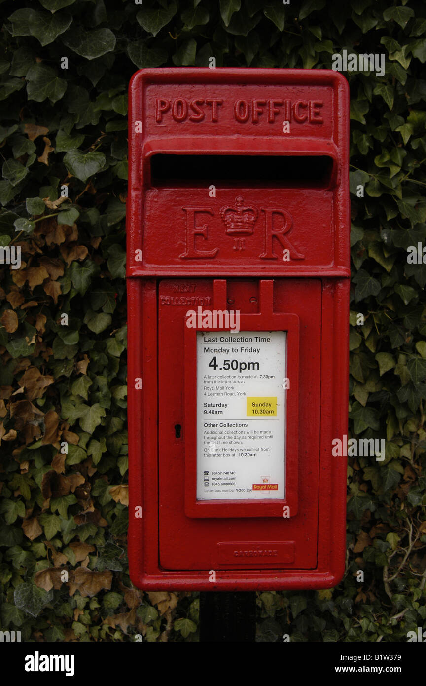 Post office letter box, North Yorkshire, England, UK Stock Photo - Alamy