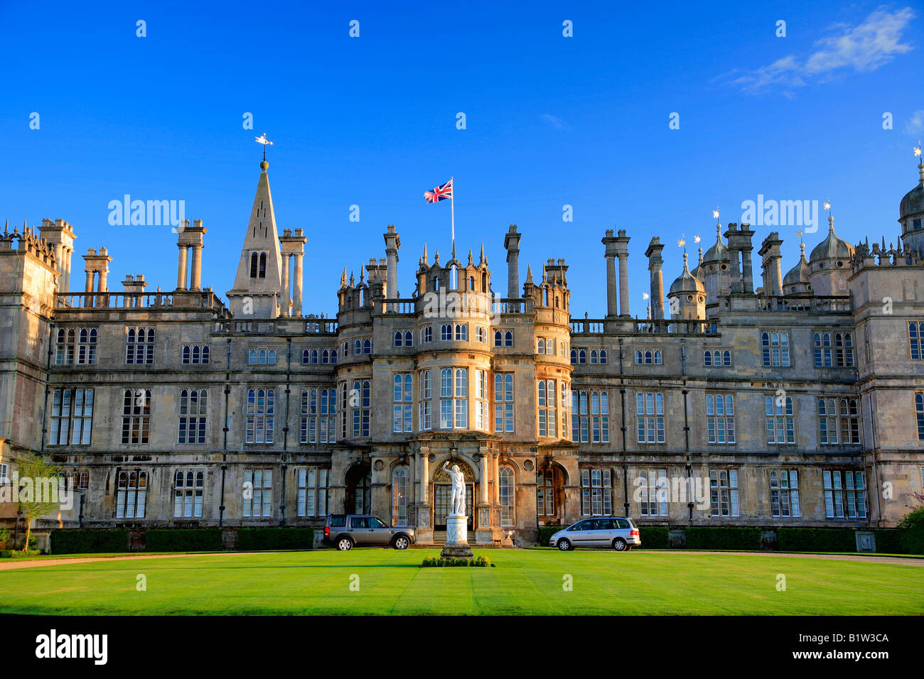 Stately blooms hi-res stock photography and images - Alamy