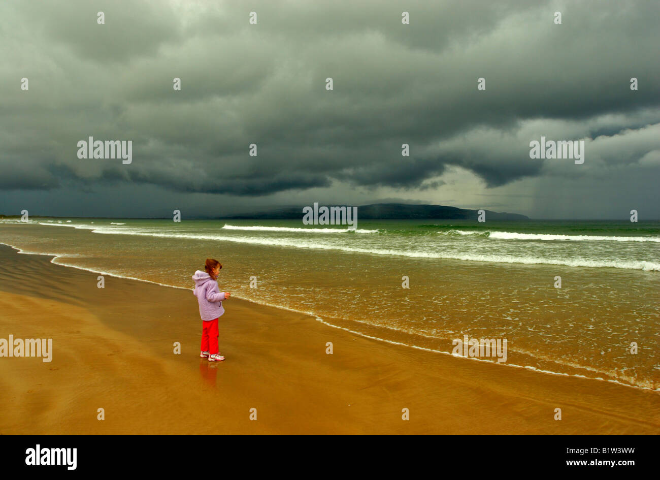 Benone strand limavady hi-res stock photography and images - Alamy