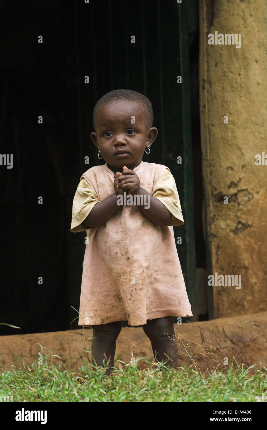 Young child suffering from poverty Kenya Stock Photo - Alamy