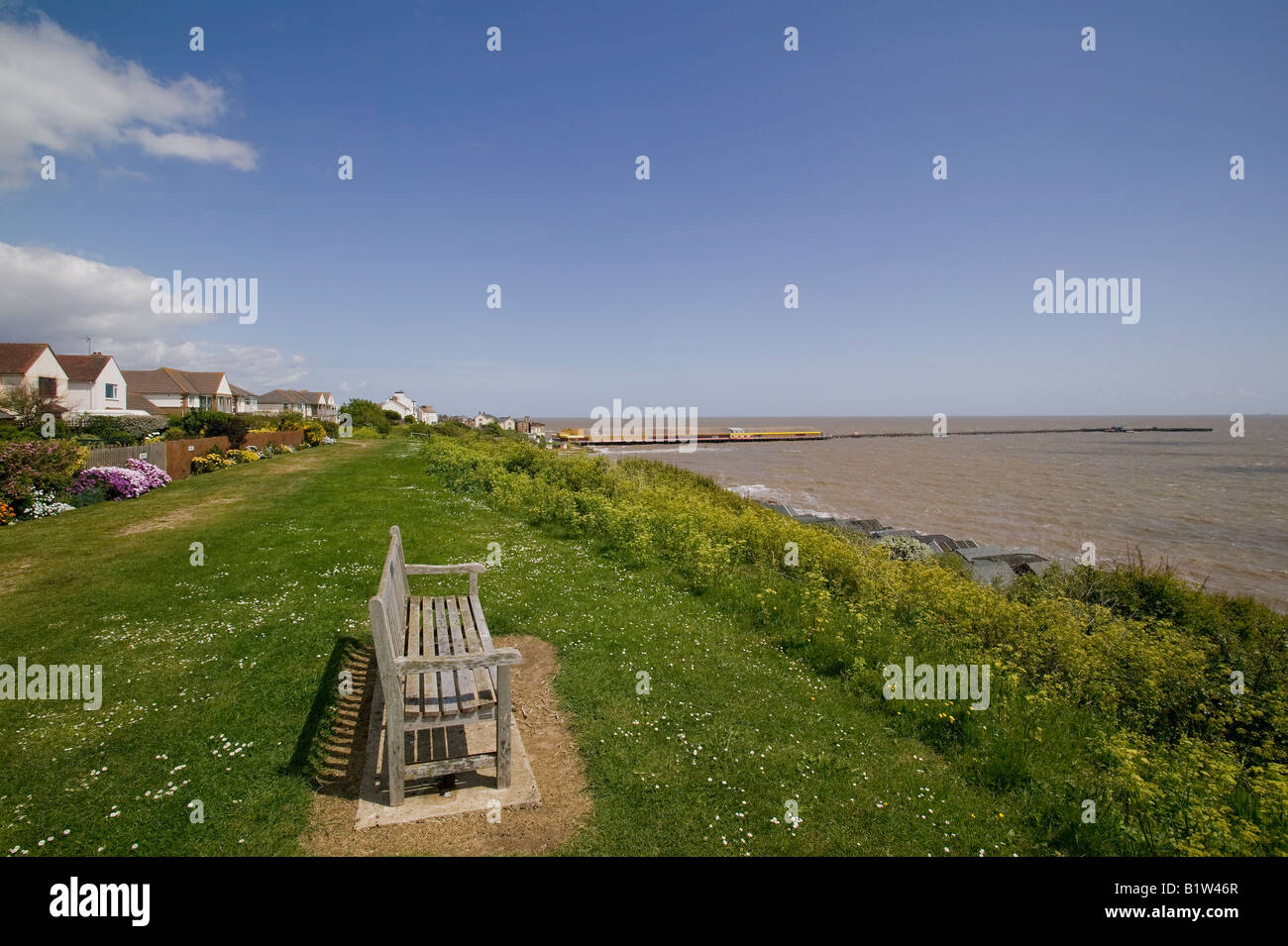 View of walton pier from southcliff Walton on Naze Stock Photo - Alamy