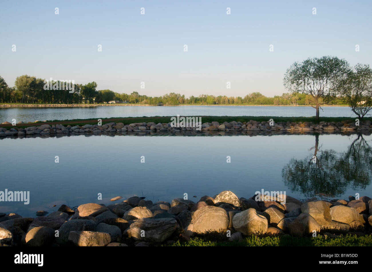 Henderson lake hi-res stock photography and images - Alamy