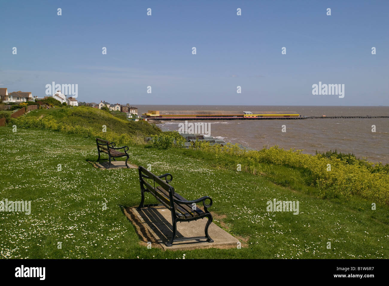 View of walton pier from southcliff Walton on Naze Stock Photo - Alamy