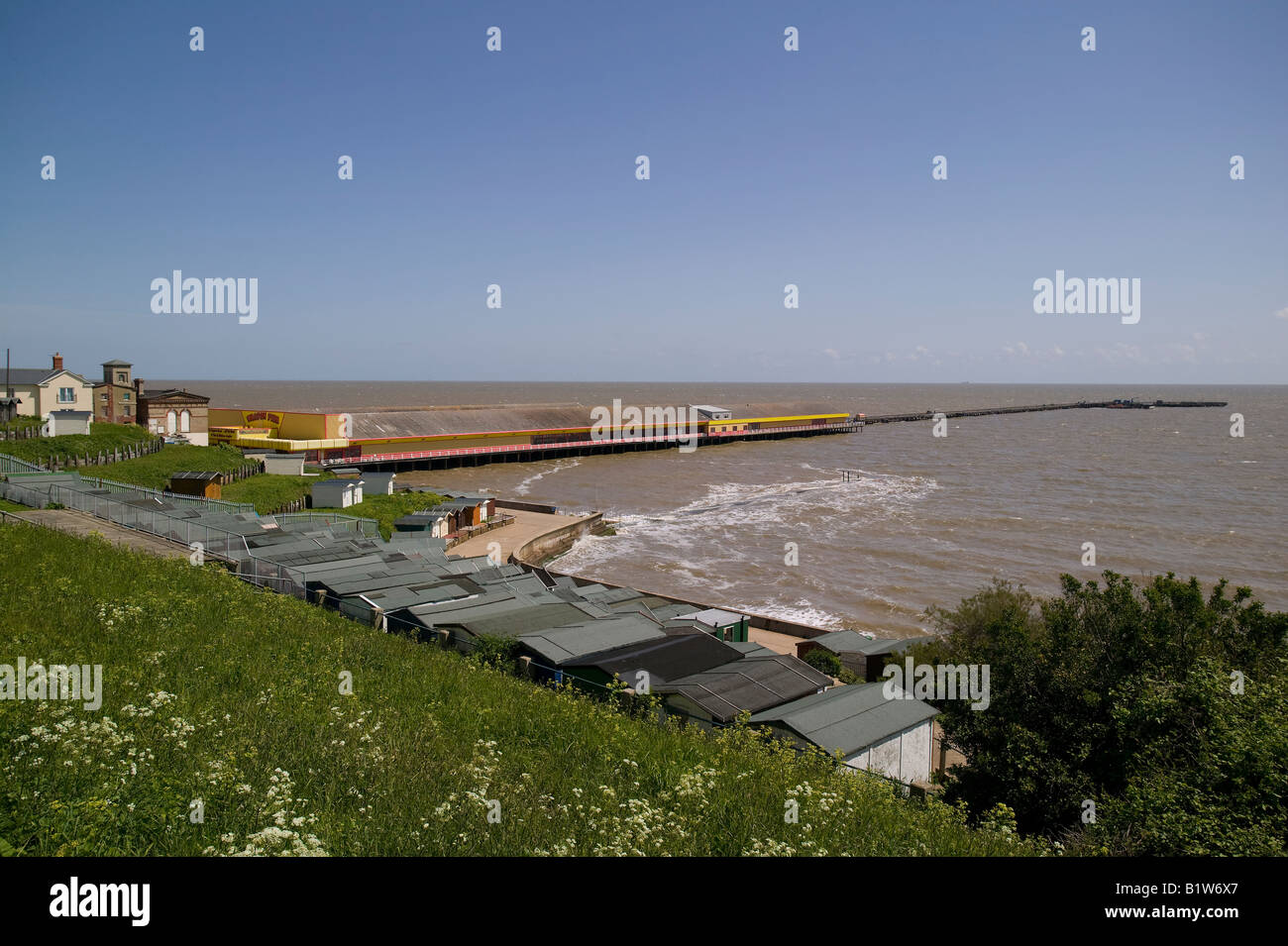 Walton on the naze pier hi-res stock photography and images - Alamy