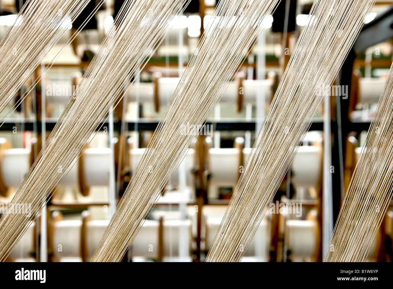 Weaving hi-res stock photography and images - Alamy