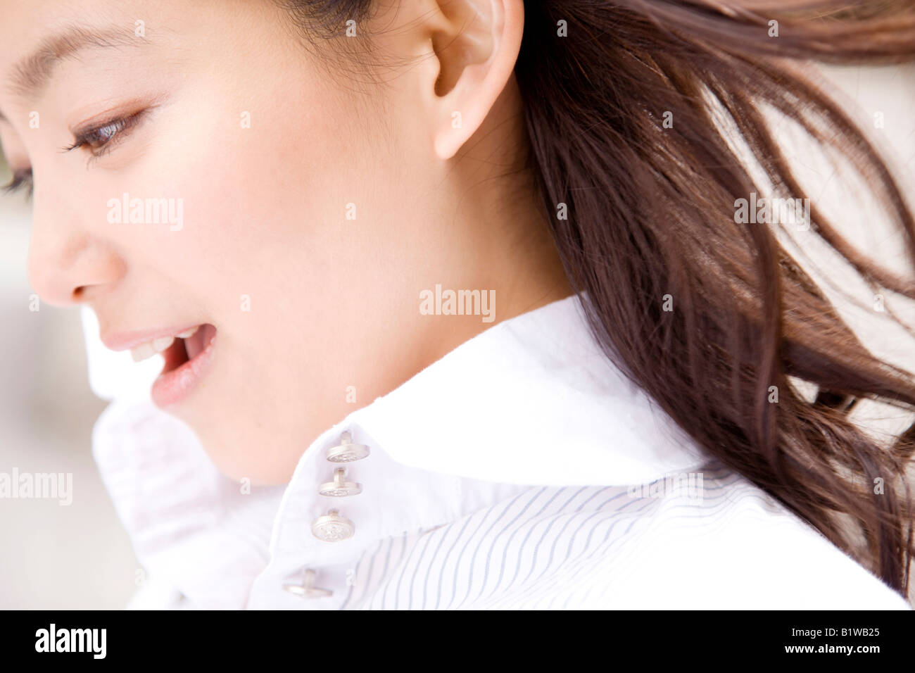 Profile of Japanese young woman Stock Photo - Alamy