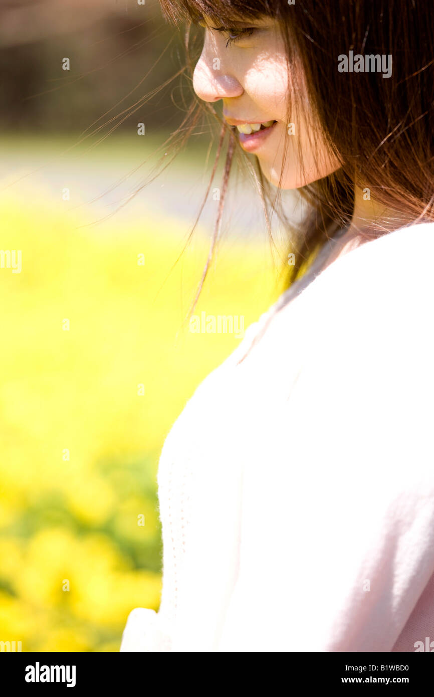 Profile of Japanese young woman Stock Photo - Alamy