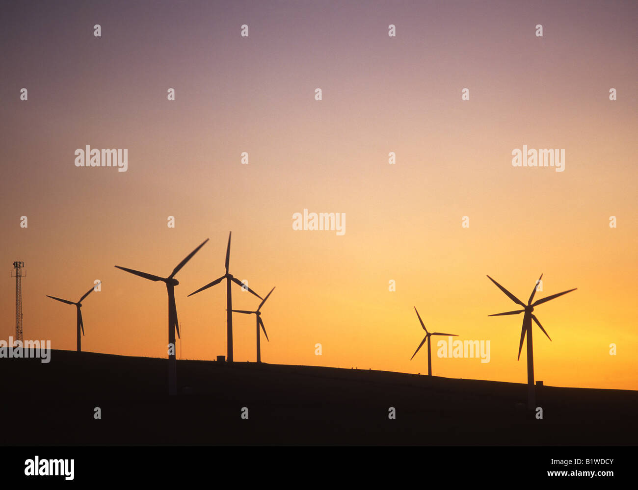Wind farm wales hi-res stock photography and images - Alamy