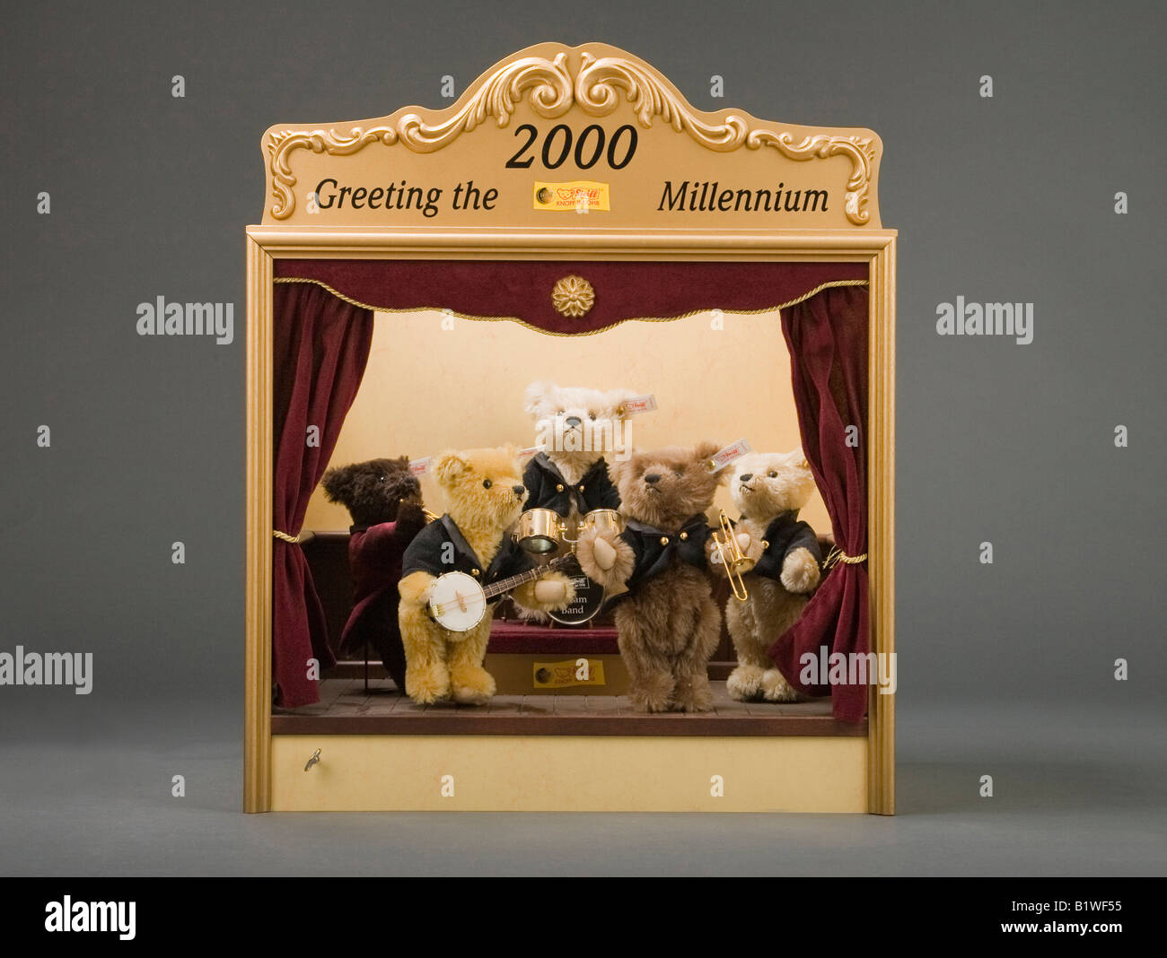 steiff teddy bears playing musical instruments in a band Stock Photo ...