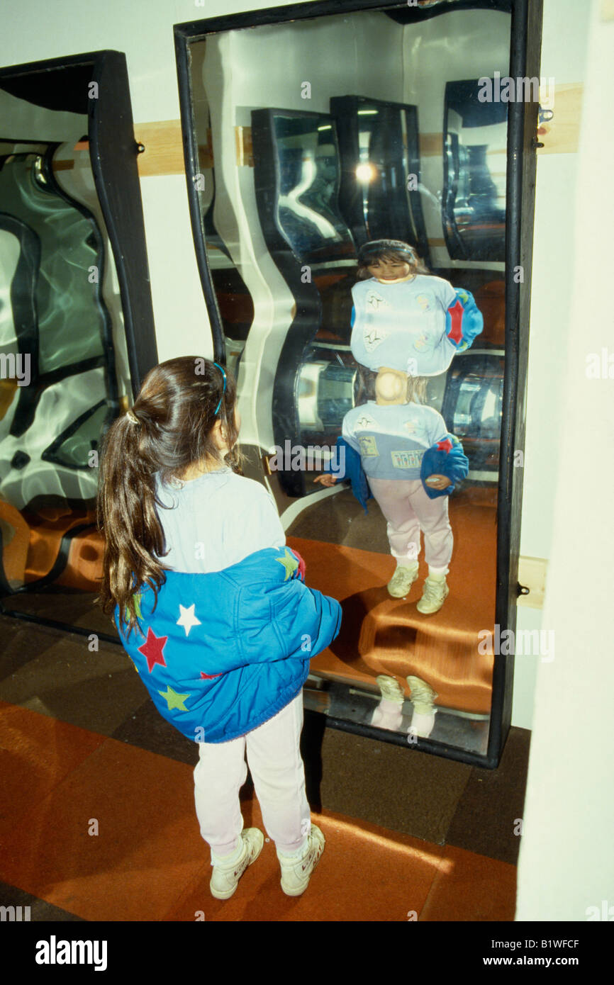 Mirrors funfair High Resolution Stock Photography and Images - Alamy