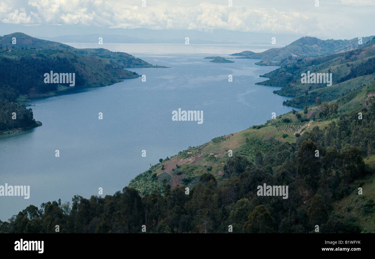 Rwanda congo border hi-res stock photography and images - Alamy