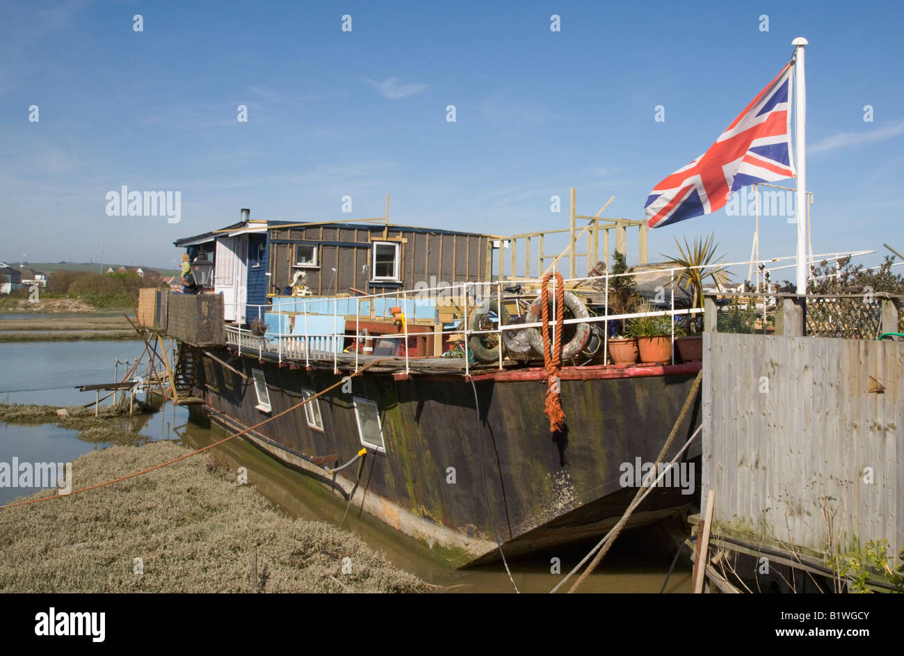 Shoreham houseboats hi-res stock photography and images - Alamy
