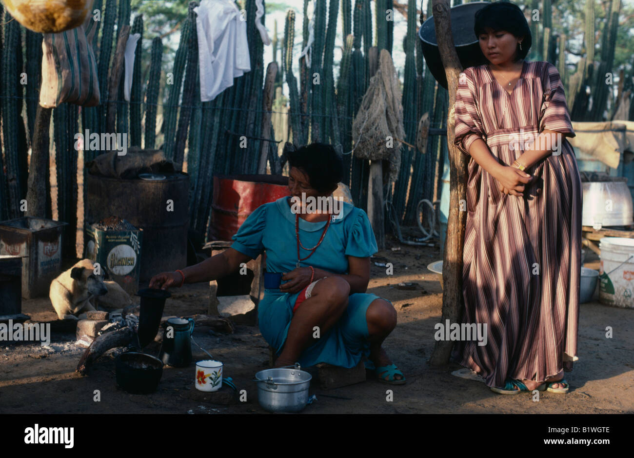 COLOMBIA Guajira Peninsula Guajiro Indians Stock Photo - Alamy