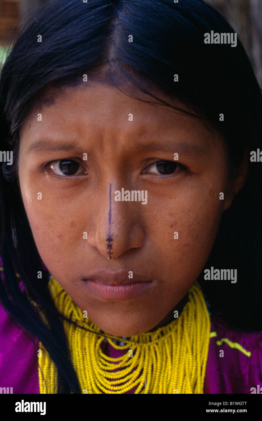 COLOMBIA Darien Kuna Indians Stock Photo - Alamy