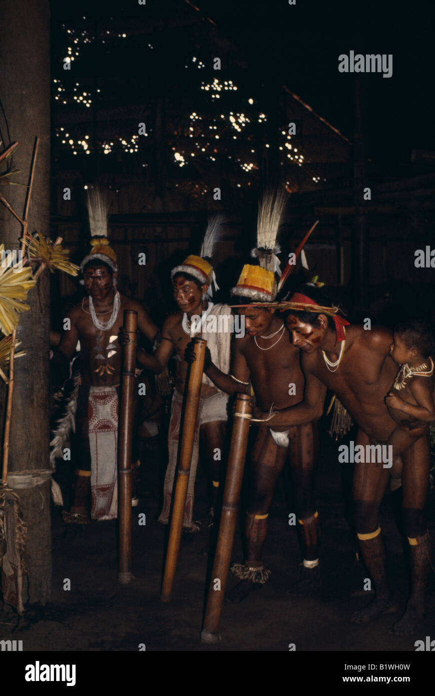Amazon tribe dance hi-res stock photography and images - Alamy