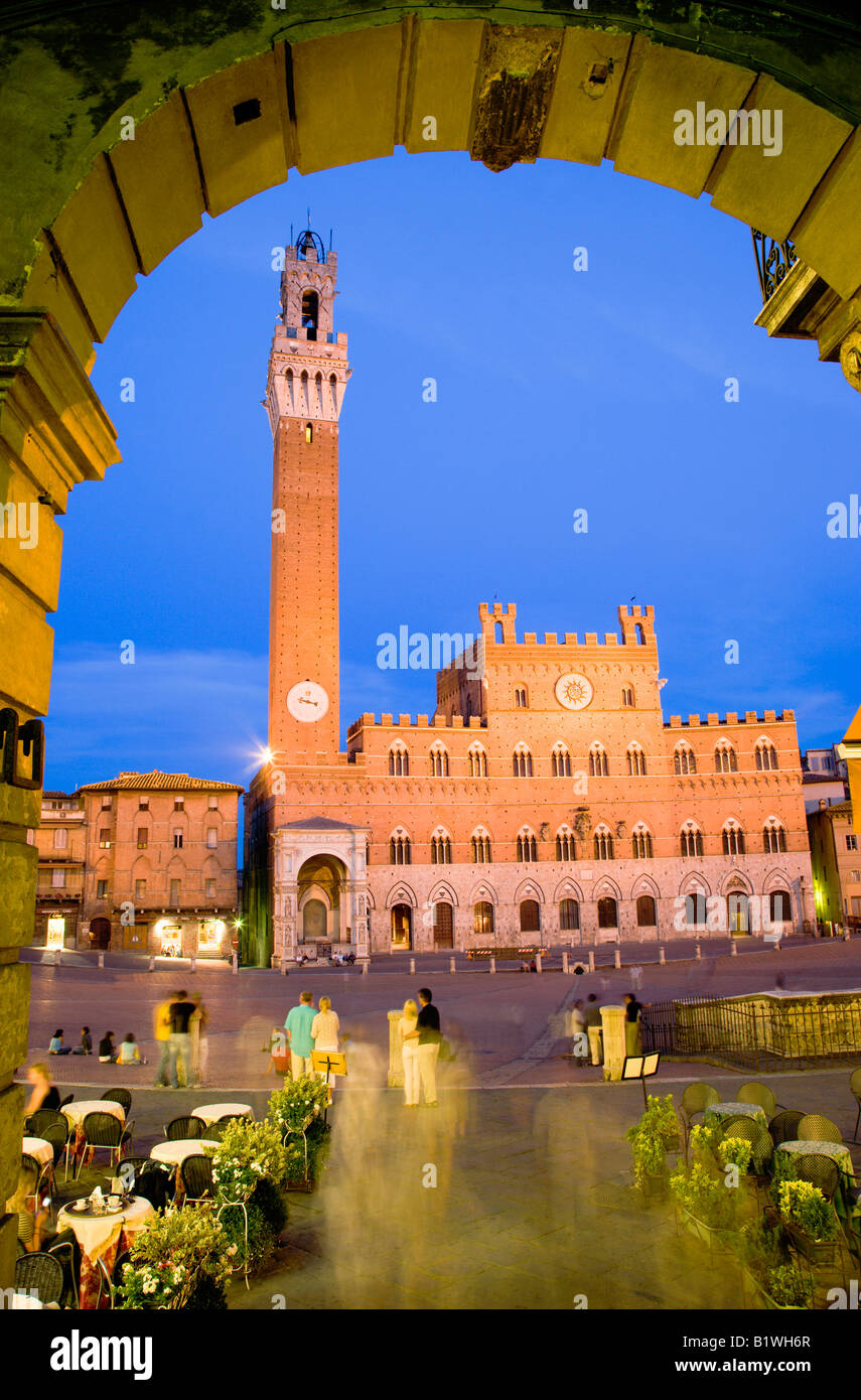 The second tallest belltower in italy hi-res stock photography and ...