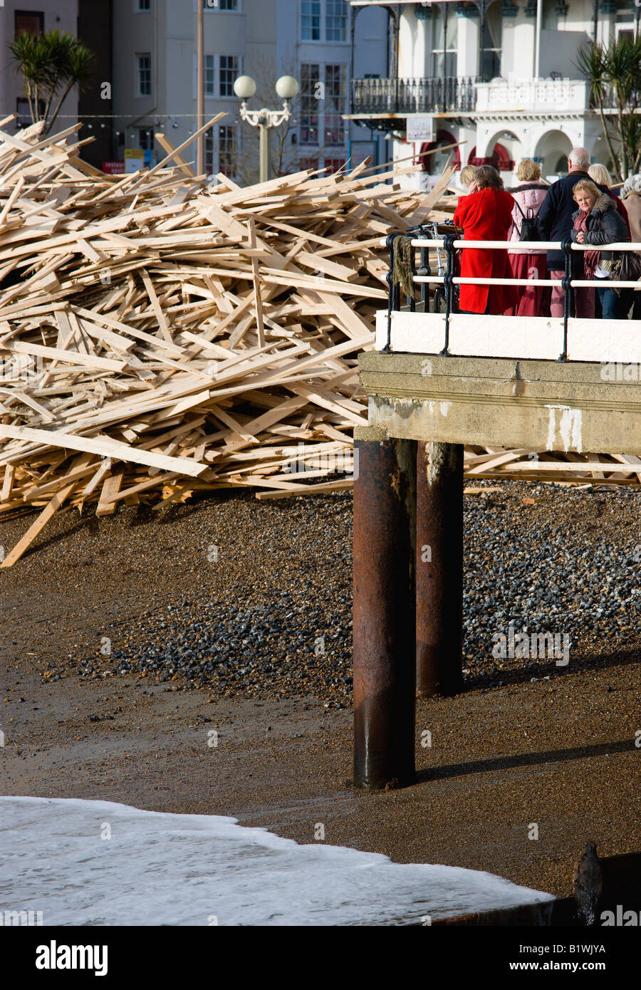 Timber On Beach High Resolution Stock Photography and Images - Alamy