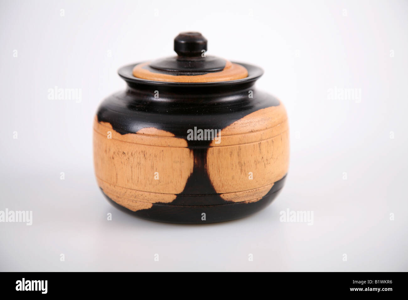 African Cooking pot Stock Photo - Alamy