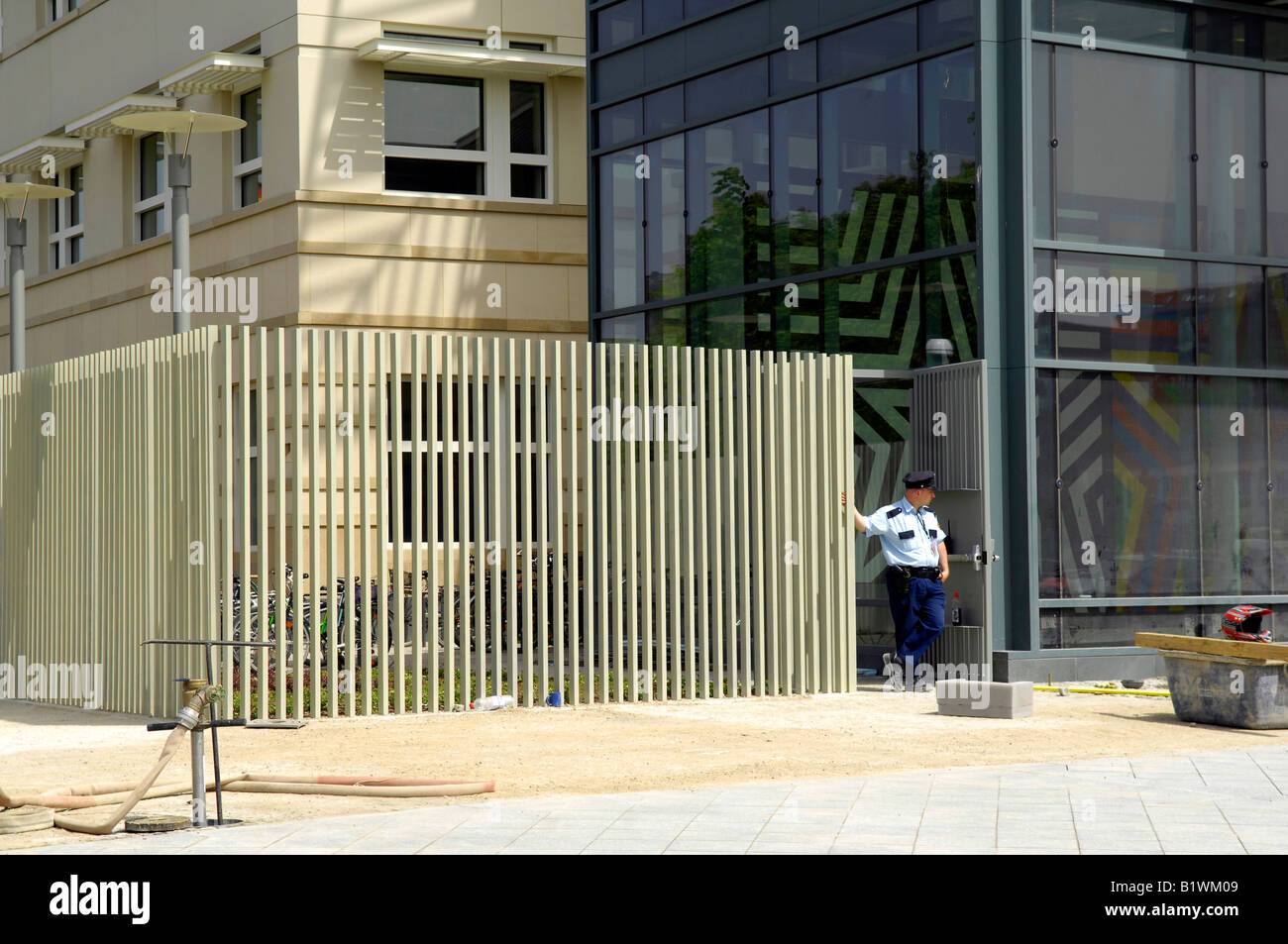 armed guard american embassy berlin germany usa deutschland fence ...