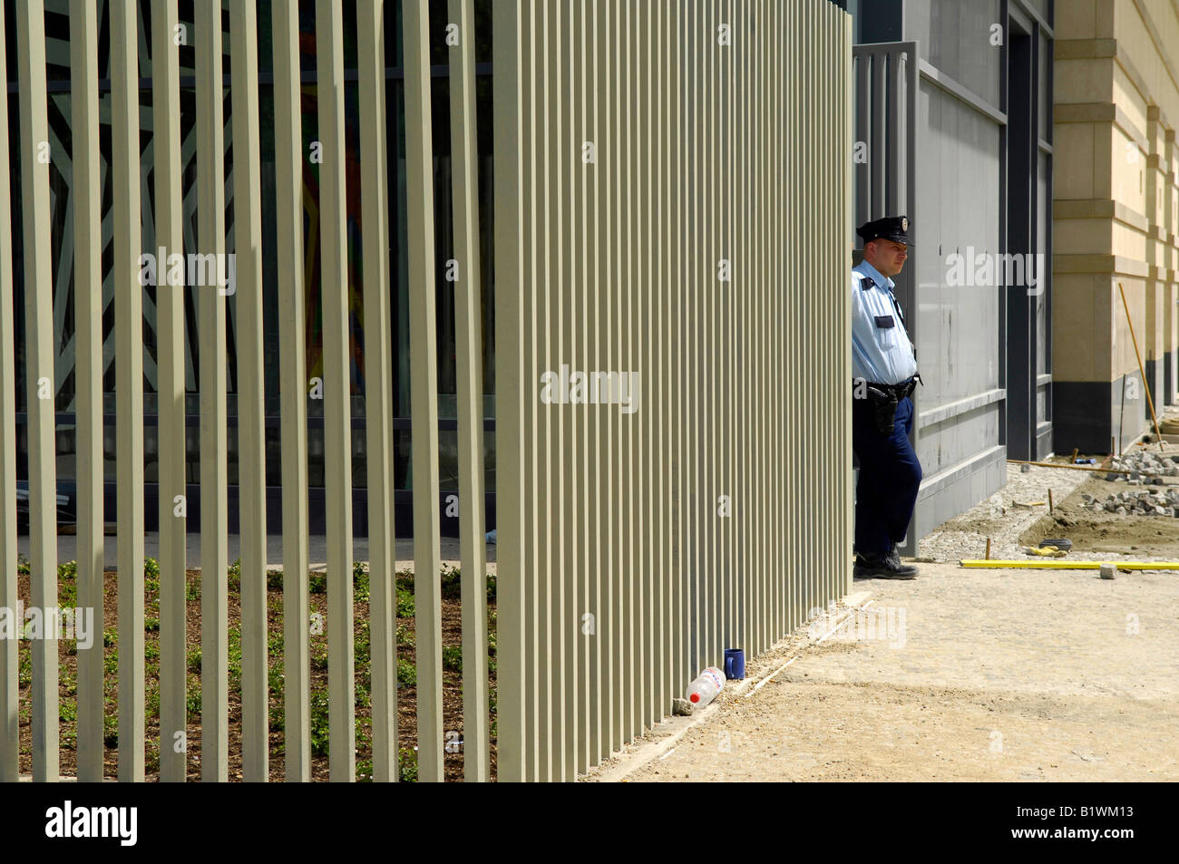 armed guard american embassy berlin germany usa deutschland fence ...