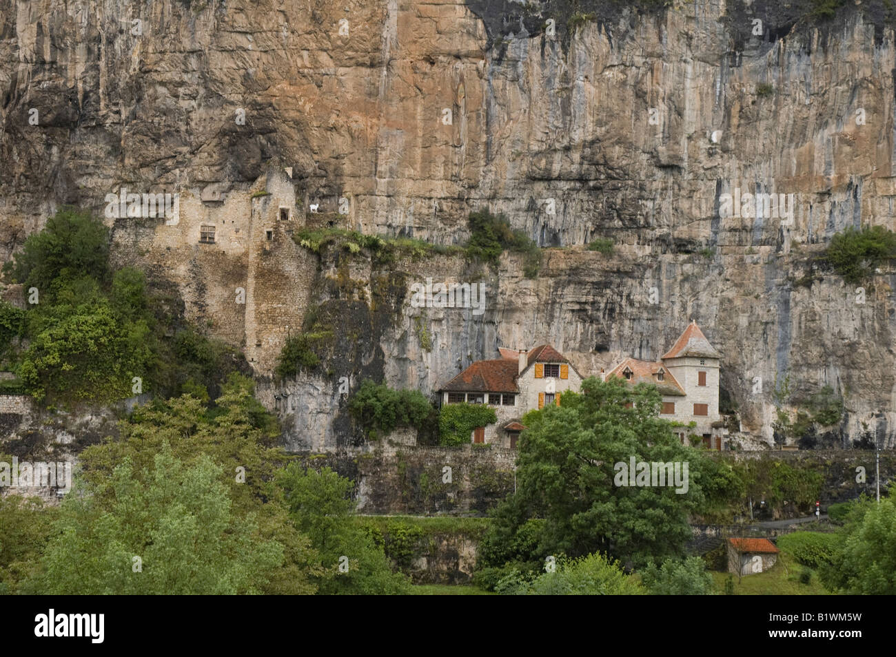 Peche merle cave hi-res stock photography and images - Alamy