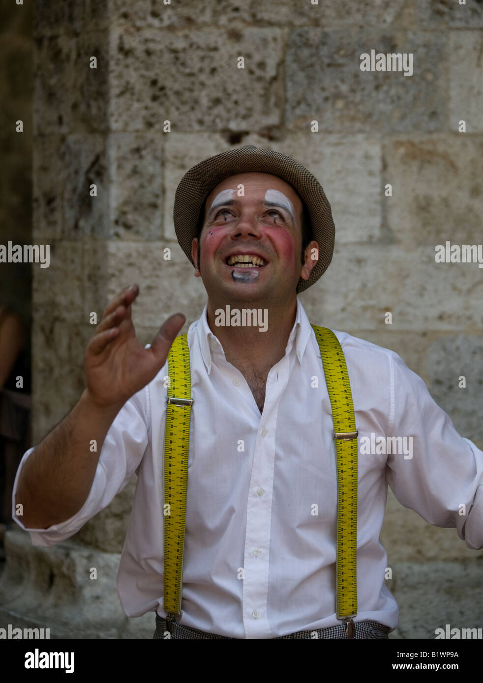 Gianni the Fire Eating Clown - Tuscan Street Performer San Gimignano ...