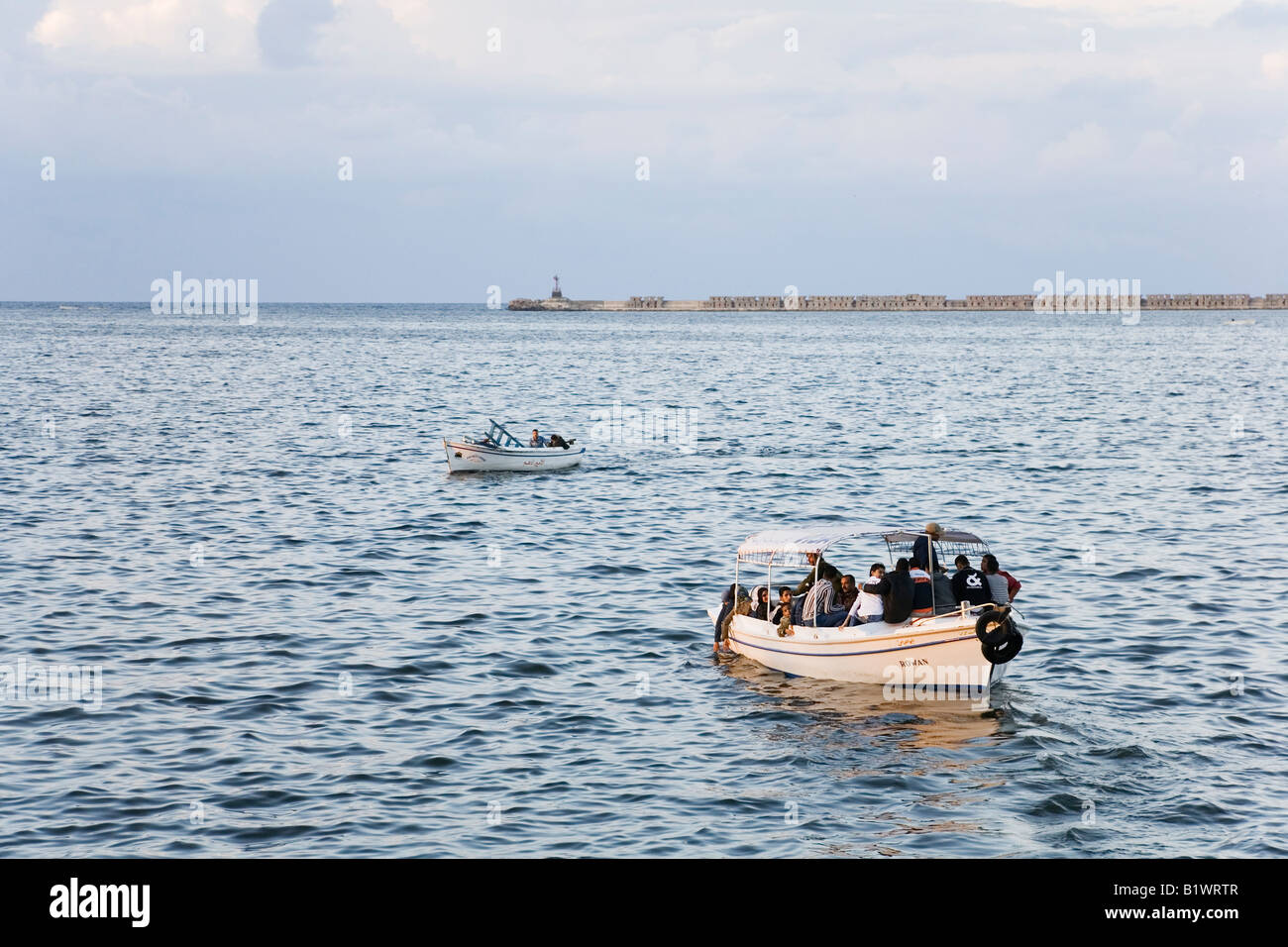 Alexandria egypt boat boats hi-res stock photography and images - Alamy